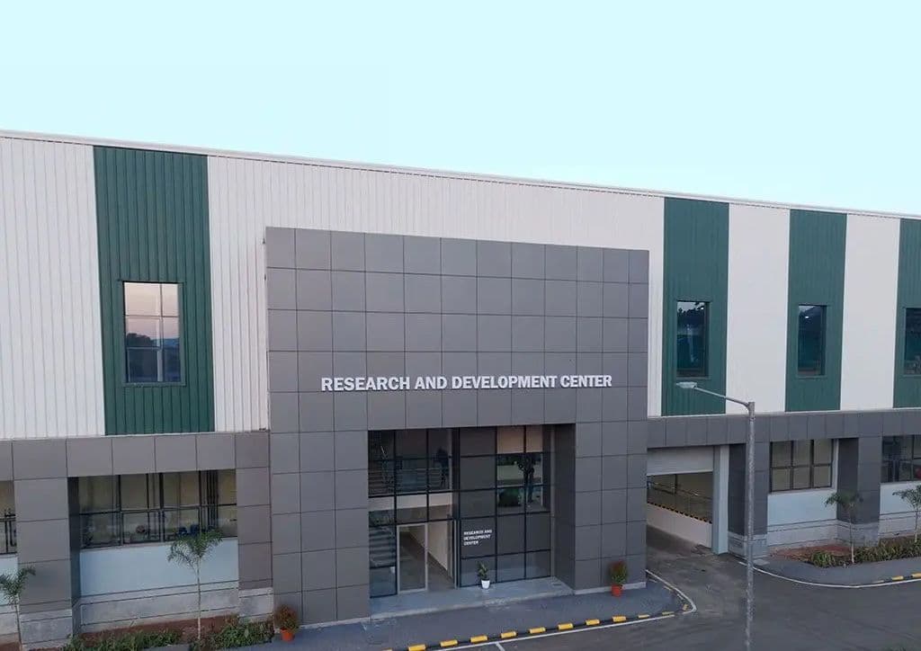 Commercial HVAC Manufacturer & Supplier in US & Canada | Blue Star